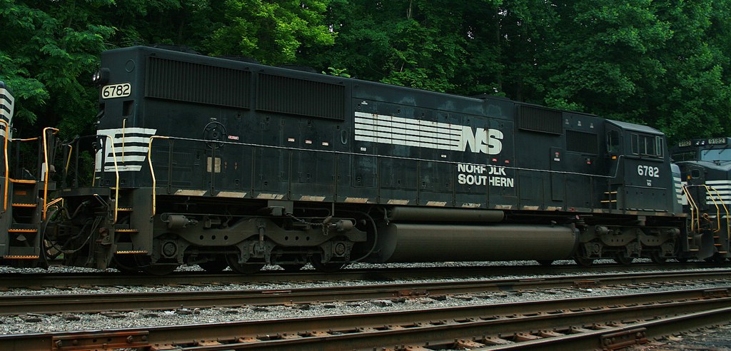 NS 6782